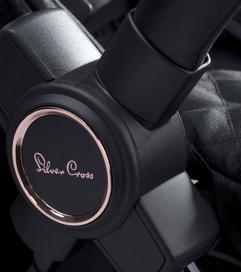 Jet | Kerrur | Silver Cross